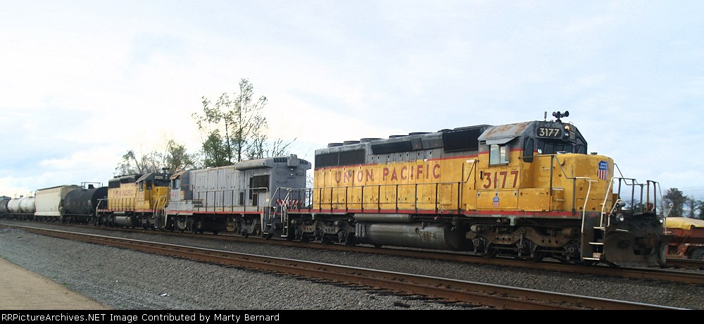 UP 3177, UPY 141 (Control Car, Remote Control Locomotive, Not a Slug, and 3125)